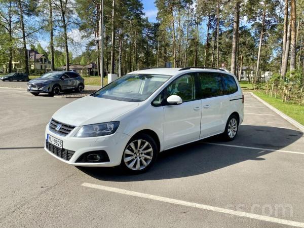 White SEAT Alhambra 2017 in Daugavpils, with an engine capacity of 2.00 L and mileage of 222 thousand km for 9499 €, photo 5 on AUTOMOTO.COM.LV