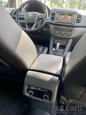 Balts SEAT Alhambra 2017 Daugavpils, ar dzinēja tilpumu 2.00 L un nobraukumu 222 tūkst. km par 9499 €, foto 9 vietnē AUTOMOTO.COM.LV