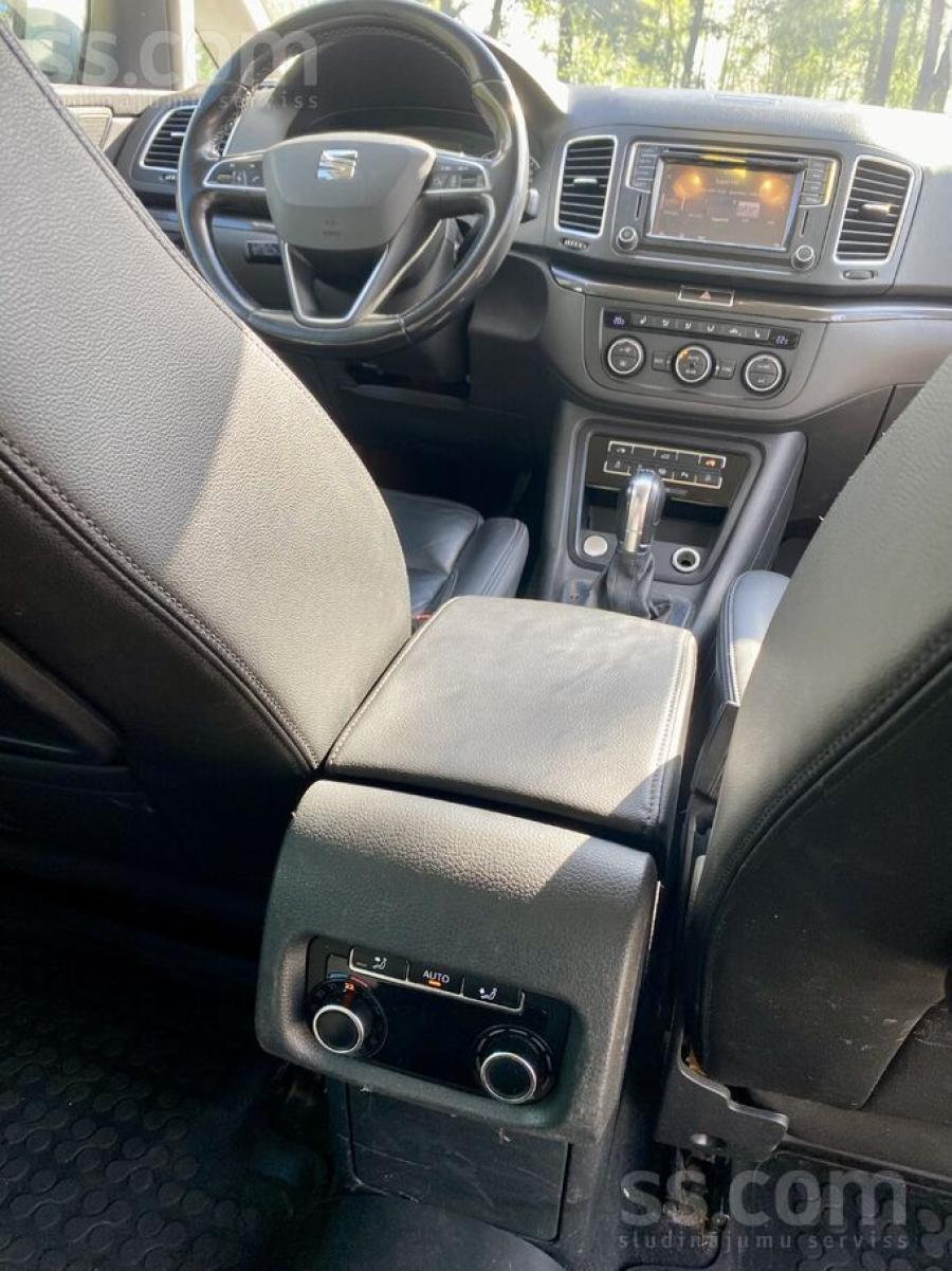 Balts SEAT Alhambra 2017 Daugavpils, ar dzinēja tilpumu 2.00 L un nobraukumu 222 tūkst. km par 9499 €, foto 9 vietnē AUTOMOTO.COM.LV