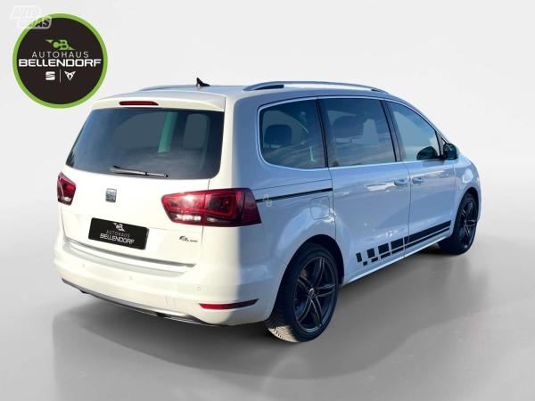 White SEAT Alhambra 2018 in Kaunas, with an engine capacity of 2.00 L and mileage of 40 thousand km for 32154 €, photo 5 on AUTOMOTO.COM.LV