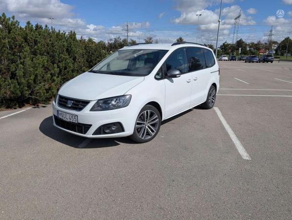 White SEAT Alhambra 2018 in Siauliai, with an engine capacity of 1.97 L and mileage of 295 thousand km for 10800 €, photo 1 on AUTOMOTO.COM.LV