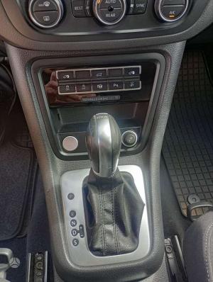 White SEAT Alhambra 2019 in Kaunas, with an engine capacity of 1.97 L and mileage of 300 thousand km for 10950 €, photo 21 on AUTOMOTO.COM.LV