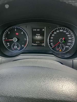 White SEAT Alhambra 2019 in Kaunas, with an engine capacity of 1.97 L and mileage of 300 thousand km for 10950 €, photo 24 on AUTOMOTO.COM.LV