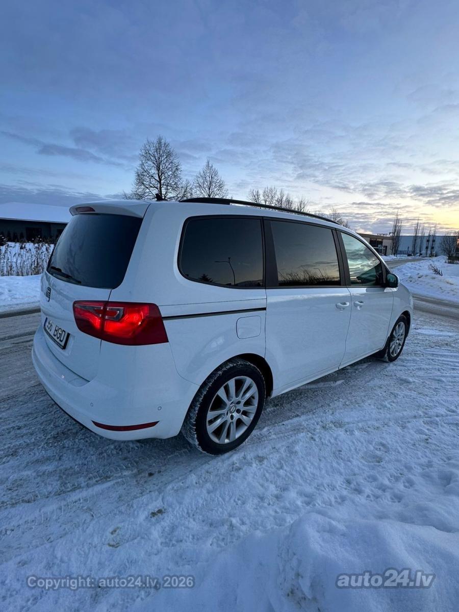 White SEAT Alhambra 2012 in Tallinn, with an engine capacity of 2.00 L and mileage of 240 thousand km for 7990 €, photo 6 on AUTOMOTO.COM.LV