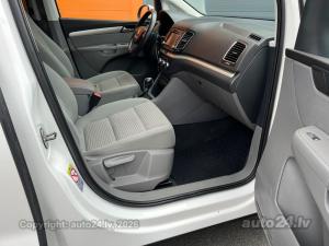 White SEAT Alhambra 2014 in Kuressaare, with an engine capacity of 2.00 L and mileage of 191 thousand km for 10000 €, photo 11 on AUTOMOTO.COM.LV