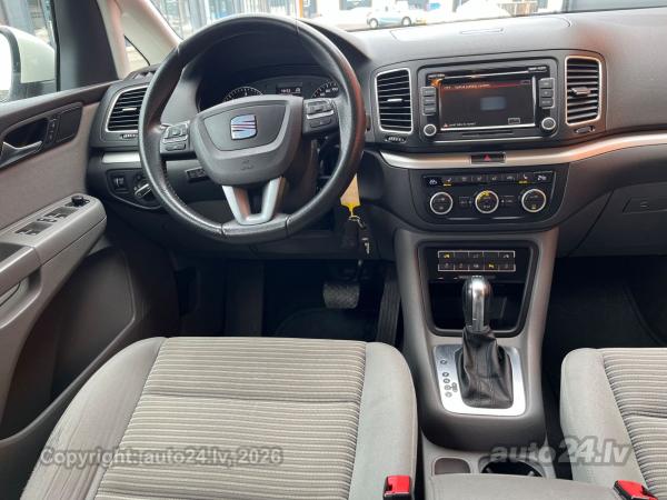 White SEAT Alhambra 2014 in Kuressaare, with an engine capacity of 2.00 L and mileage of 191 thousand km for 9690 €, photo 10 on AUTOMOTO.COM.LV