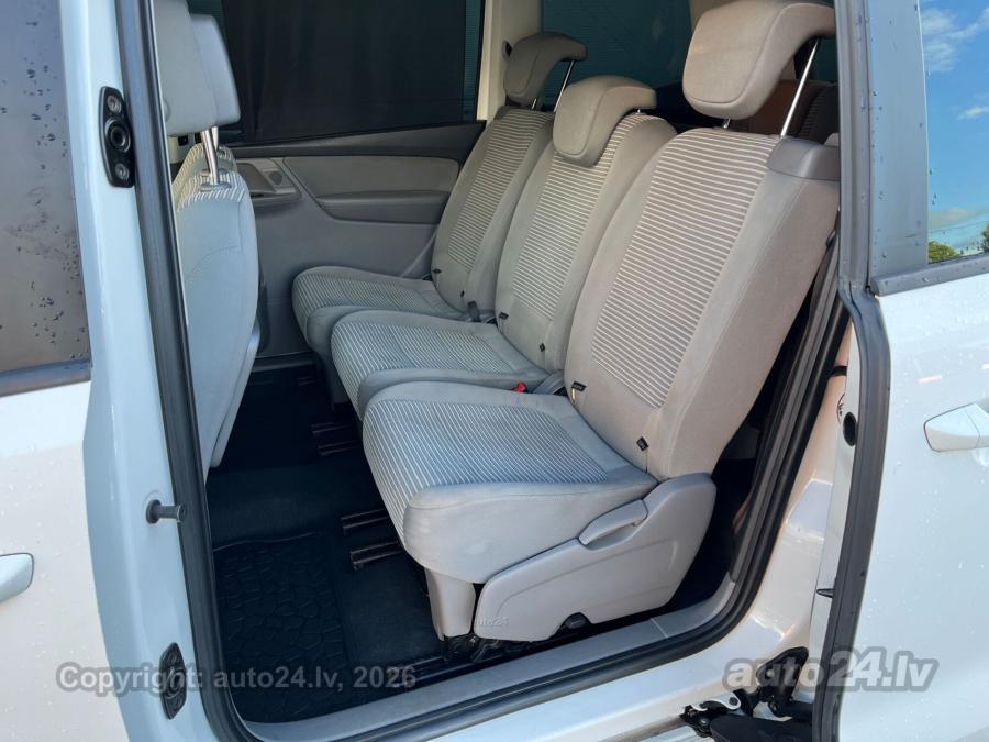 Balts SEAT Alhambra 2014 Kuresāre, ar dzinēja tilpumu 2.00 L un nobraukumu 191 tūkst. km par 10990 €, foto 14 vietnē AUTOMOTO.COM.LV