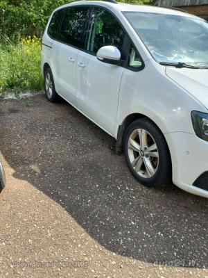Balts SEAT Alhambra 2016 Tallina, ar dzinēja tilpumu 1.97 L un nobraukumu 230 tūkst. km par 7990 €, foto 4 vietnē AUTOMOTO.COM.LV