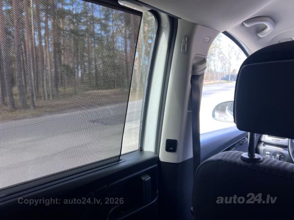 White SEAT Alhambra 2017 in Tallinn, with an engine capacity of 2.00 L and mileage of 108 thousand km for 19000 €, photo 7 on AUTOMOTO.COM.LV