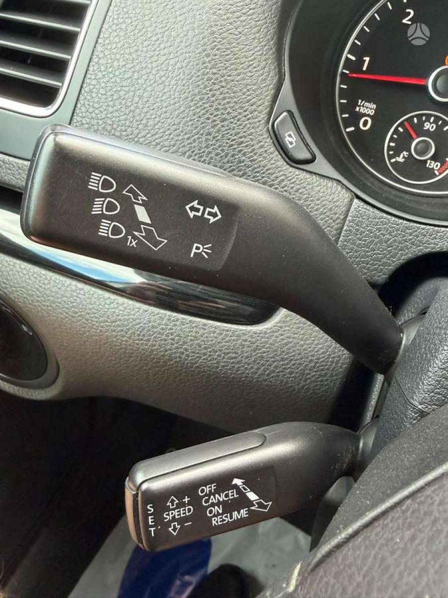 Dzeltens SEAT Alhambra 2012 Marijampole, ar dzinēja tilpumu 1.97 L un nobraukumu 286 tūkst. km par 6850 €, foto 12 vietnē AUTOMOTO.COM.LV