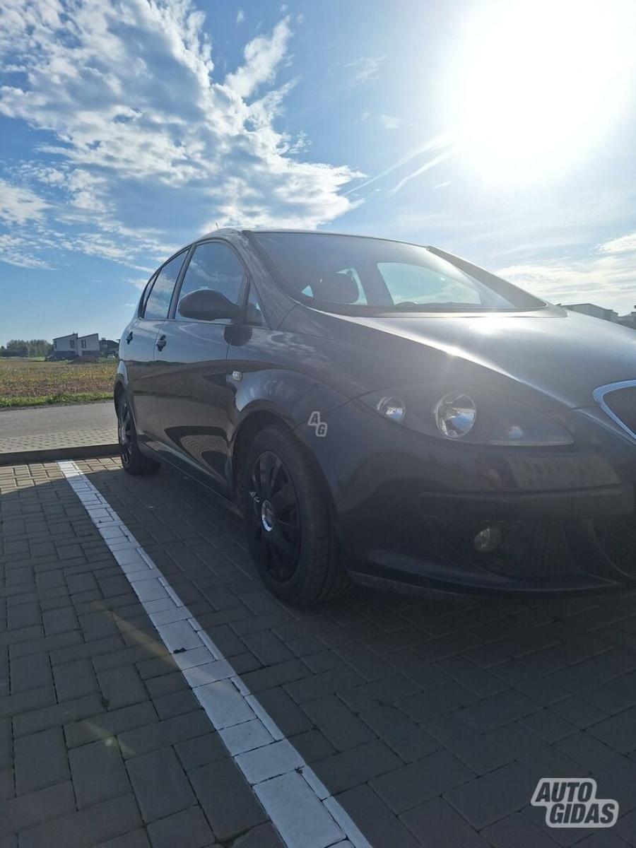 Melns SEAT Altea 2004 Viļņa, ar dzinēja tilpumu 1.90 L un nobraukumu 350 tūkst. km par 1299 €, foto 3 vietnē AUTOMOTO.COM.LV