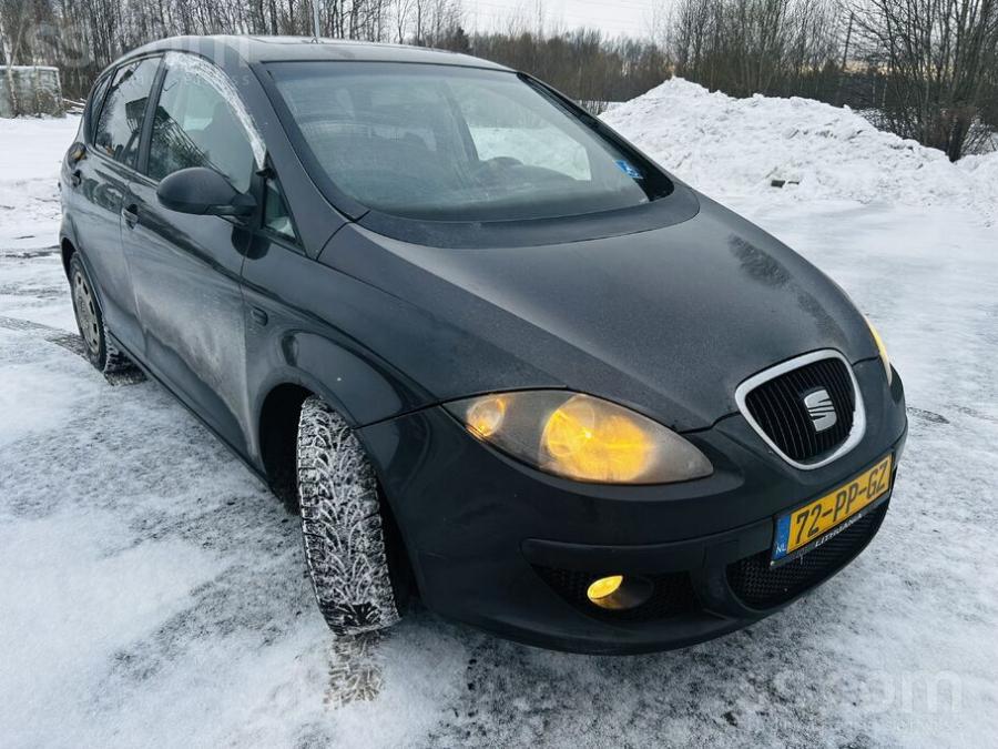Melns SEAT Altea 2004 Daugavpils, ar dzinēja tilpumu 2.00 L un nobraukumu 325 tūkst. km par 1200 €, foto 2 vietnē AUTOMOTO.COM.LV