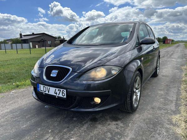 Melns SEAT Altea 2004 Šauļi, ar dzinēja tilpumu 2.00 L un nobraukumu 249 tūkst. km par 1750 €, foto 1 vietnē AUTOMOTO.COM.LV