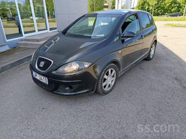 Melns SEAT Altea 2005 Rīga, ar dzinēja tilpumu 2.00 L un nobraukumu 392 tūkst. km par 1350 €, foto 1 vietnē AUTOMOTO.COM.LV