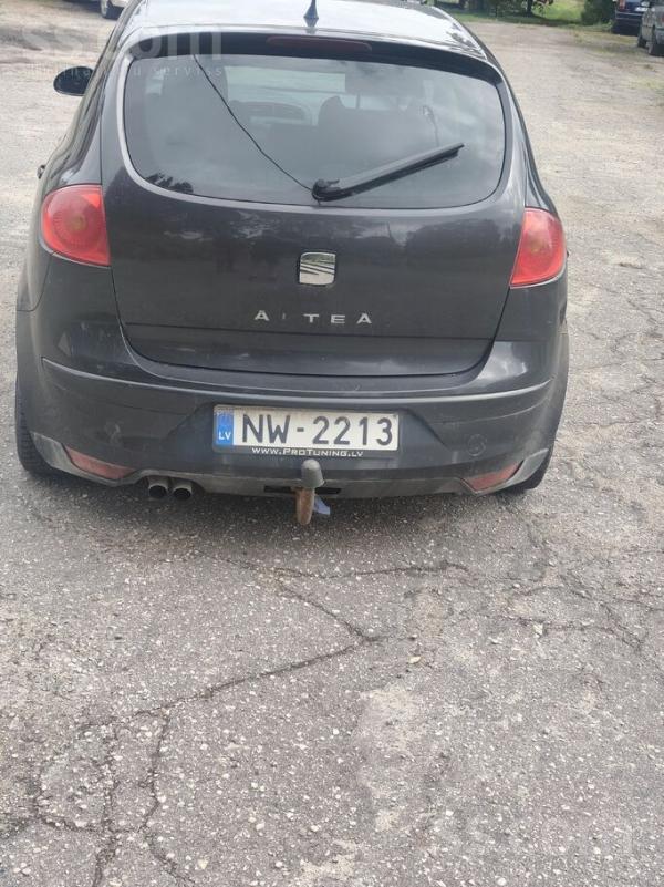 SEAT Altea 2005 Valmiera vietnē Melns SEAT Altea 2005 Valmiera, ar dzinēja tilpumu 1.90 L un nobraukumu 389 tūkst. km par 400 €, foto 3 vietnē AUTOMOTO.COM.LV