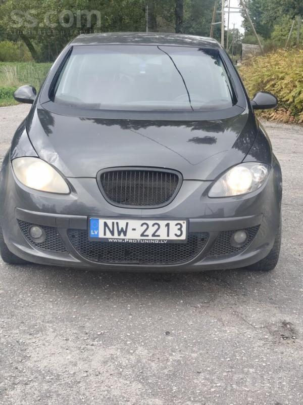 SEAT Altea 2005 Valmiera vietnē Melns SEAT Altea 2005 Valmiera, ar dzinēja tilpumu 1.90 L un nobraukumu 389 tūkst. km par 400 €, foto 5 vietnē AUTOMOTO.COM.LV
