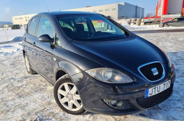 Melns SEAT Altea 2007 Kauņa, ar dzinēja tilpumu 1.90 L un nobraukumu 274 tūkst. km par 1900 €, foto 3 vietnē AUTOMOTO.COM.LV