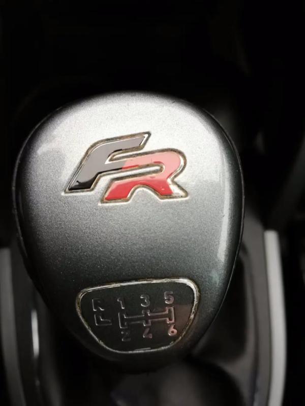 Melns SEAT Altea 2007 Saldus, ar dzinēja tilpumu 2.00 L un nobraukumu 267 tūkst. km par 3700 €, foto 3 vietnē AUTOMOTO.COM.LV