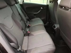 Black SEAT Altea 2007 in Saldus, with an engine capacity of 2.00 L and mileage of 267 thousand km for 3700 €, photo 11 on AUTOMOTO.COM.LV