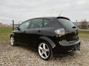 Black SEAT Altea 2007 in Saldus, with an engine capacity of 2.00 L and mileage of 267 thousand km for 3700 €, photo 15 on AUTOMOTO.COM.LV