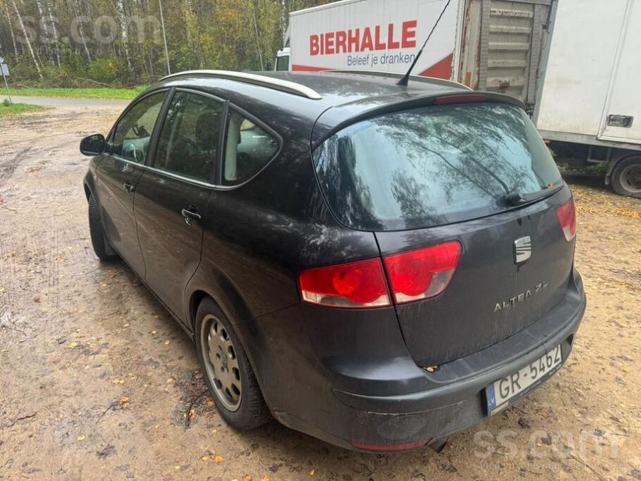 Black SEAT Altea 2007 in Riga, with an engine capacity of 1.90 L and mileage of 168 thousand km for 1000 €, photo 4 on AUTOMOTO.COM.LV