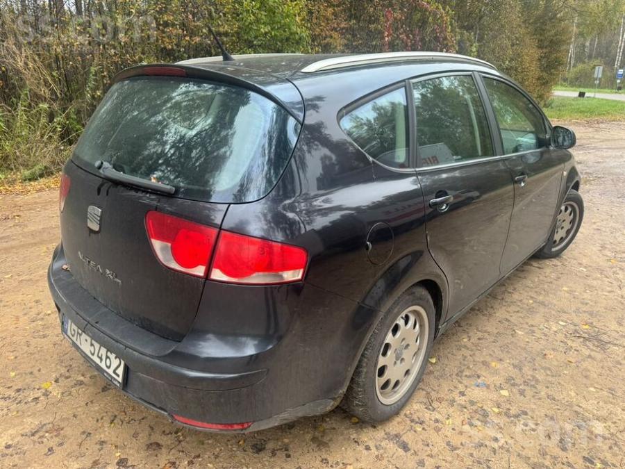 Black SEAT Altea 2007 in Riga, with an engine capacity of 1.90 L and mileage of 168 thousand km for 1000 €, photo 5 on AUTOMOTO.COM.LV