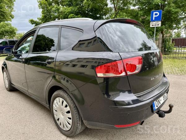 Черный Сеат Алтеа 2008 в Даугавпилс, объемом двигателя 1.90 л и пробегом 0 тыс. км за 1650 €, фото 5 на AUTOMOTO.COM.LV