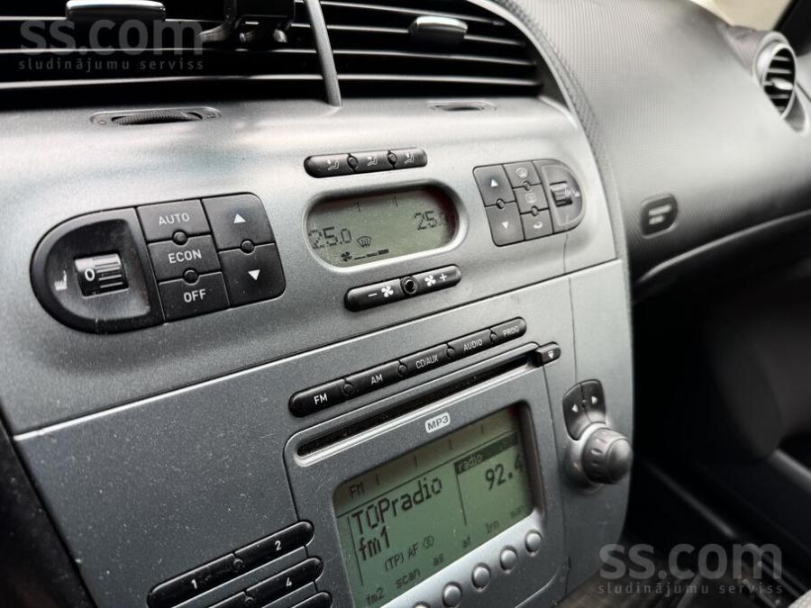 Melns SEAT Altea 2008 Daugavpils, ar dzinēja tilpumu 1.90 L un nobraukumu 0 tūkst. km par 1650 €, foto 17 vietnē AUTOMOTO.COM.LV