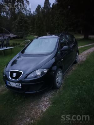 Black SEAT Altea 2008 in Aluksne, with an engine capacity of 1.90 L and mileage of 277 thousand km for 3000 €, photo  on AUTOMOTO.COM.LV