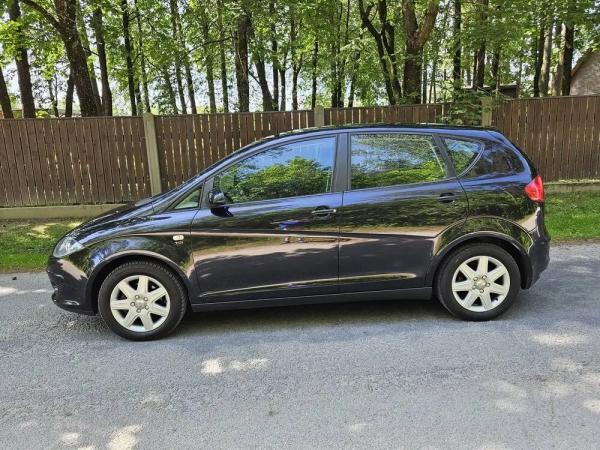 Black SEAT Altea 2008 in Jekabpils, with an engine capacity of 2.00 L and mileage of 269 thousand km for 3490 €, photo 8 on AUTOMOTO.COM.LV