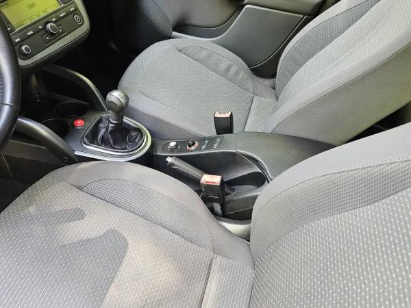 Black SEAT Altea 2008 in Jekabpils, with an engine capacity of 2.00 L and mileage of 269 thousand km for 3490 €, photo 9 on AUTOMOTO.COM.LV