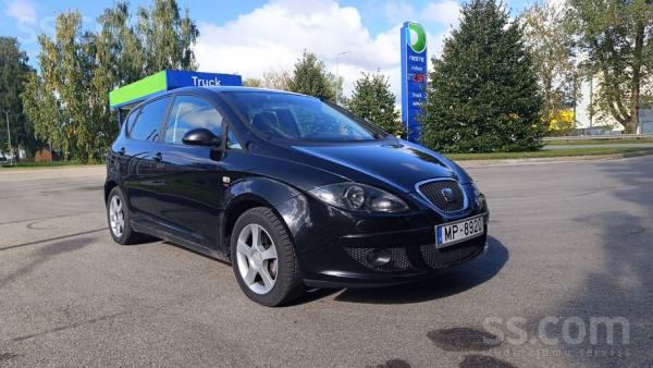 Melns SEAT Altea 2008 Rīga, ar dzinēja tilpumu 1.90 L un nobraukumu 236 tūkst. km par 2200 €, foto 3 vietnē AUTOMOTO.COM.LV