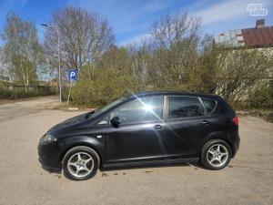 Black SEAT Altea 2009 in Jonava, with an engine capacity of 1.90 L and mileage of 197 thousand km for 1999 €, photo 6 on AUTOMOTO.COM.LV