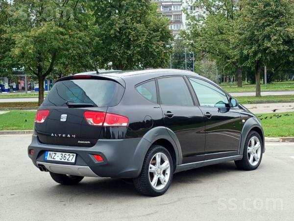 Black SEAT Altea 2009 in Riga, with an engine capacity of 2.00 L and mileage of 0 thousand km for 3790 €, photo 4 on AUTOMOTO.COM.LV