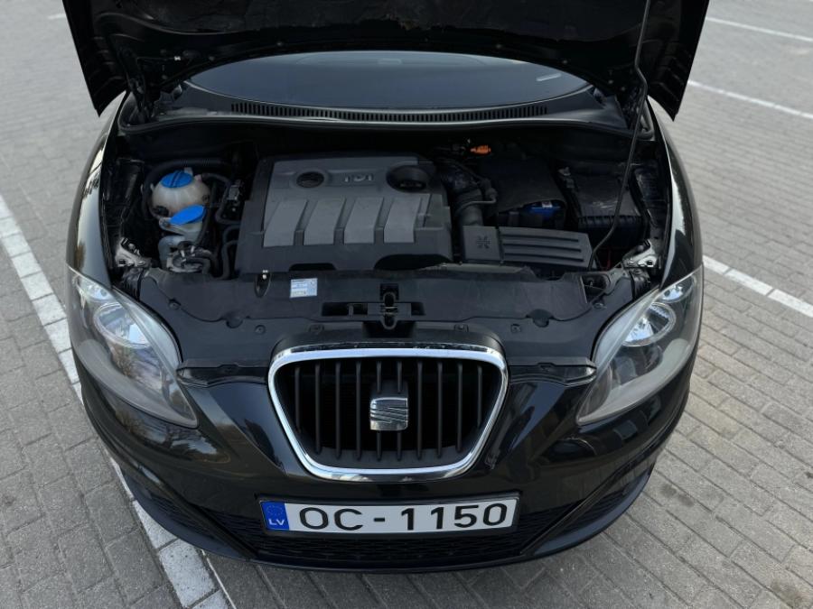 Black SEAT Altea 2010 in Riga, with an engine capacity of 1.60 L and mileage of 284 thousand km for 4390 €, photo 24 on AUTOMOTO.COM.LV