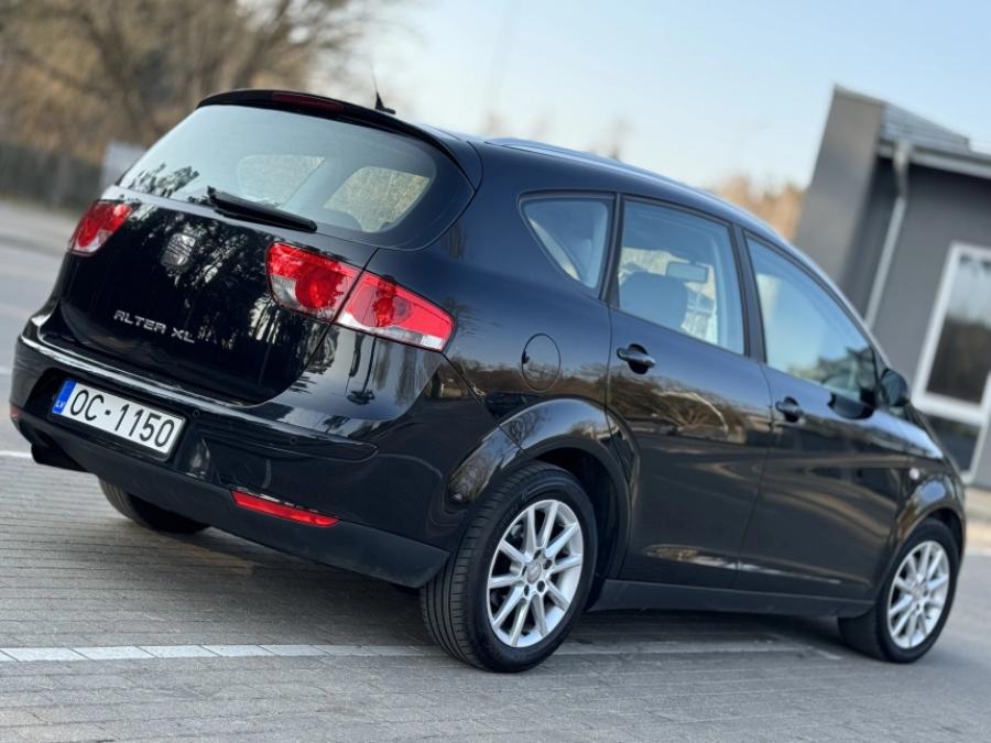 Black SEAT Altea 2010 in Riga, with an engine capacity of 1.60 L and mileage of 284 thousand km for 4390 €, photo 30 on AUTOMOTO.COM.LV