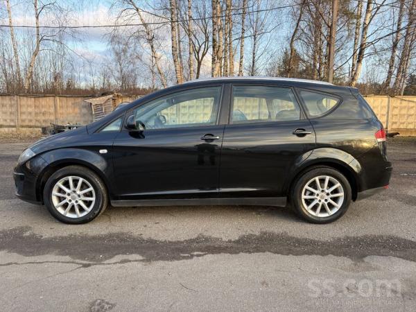 Melns SEAT Altea 2011 Rīga, ar dzinēja tilpumu 1.60 L un nobraukumu 253 tūkst. km par 3880 €, foto 5 vietnē AUTOMOTO.COM.LV