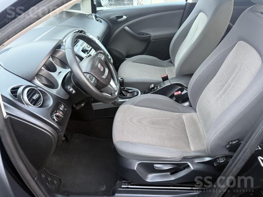 Melns SEAT Altea 2011 Rīga, ar dzinēja tilpumu 1.60 L un nobraukumu 253 tūkst. km par 3880 €, foto 8 vietnē AUTOMOTO.COM.LV