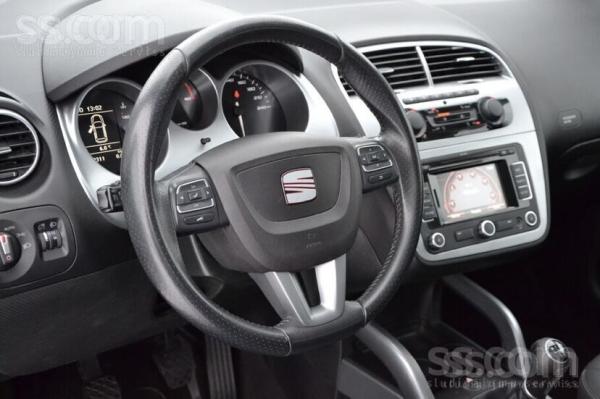 Black SEAT Altea 2011 in Tukums, with an engine capacity of 1.60 L and mileage of 268 thousand km for 4200 €, photo 3 on AUTOMOTO.COM.LV