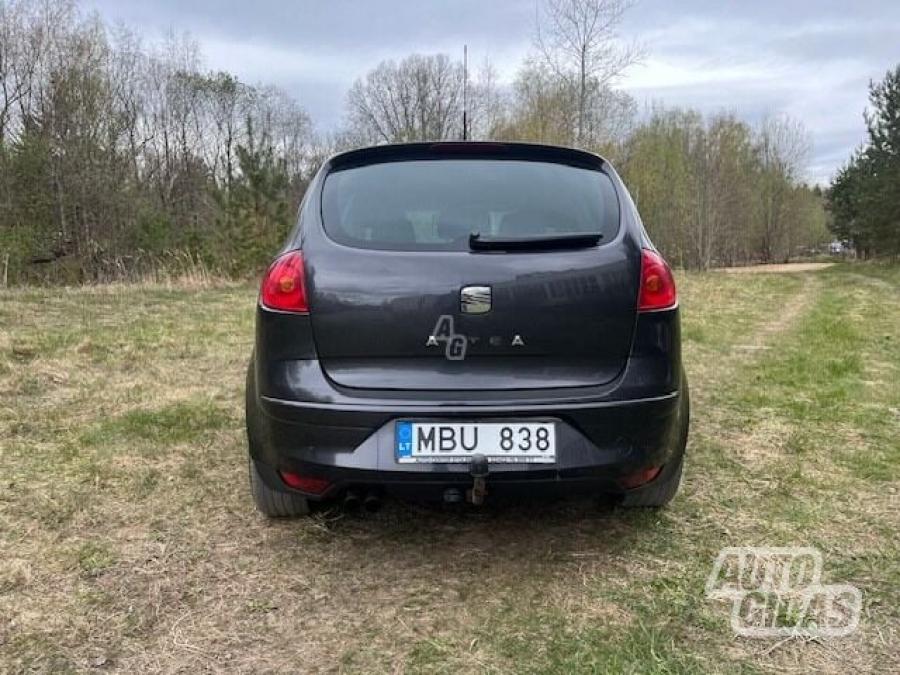 Melns SEAT Altea 2005 Viļņa, ar dzinēja tilpumu 2.00 L un nobraukumu 280 tūkst. km par 2500 €, foto 5 vietnē AUTOMOTO.COM.LV