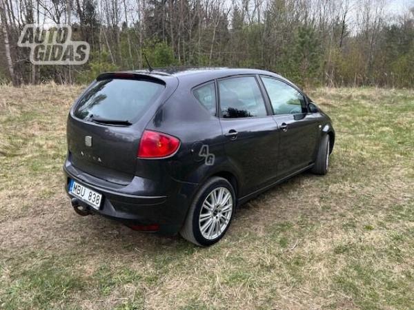 Black SEAT Altea 2005 in Vilnius, with an engine capacity of 2.00 L and mileage of 280 thousand km for 2500 €, photo 5 on AUTOMOTO.COM.LV