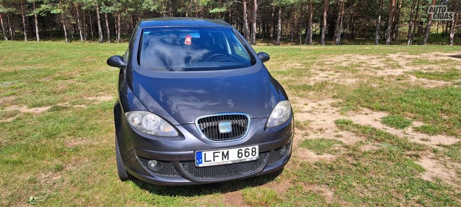 Melns SEAT Altea 2005 Druskininkai, ar dzinēja tilpumu 1.60 L un nobraukumu 250 tūkst. km par 520 €, foto 4 vietnē AUTOMOTO.COM.LV