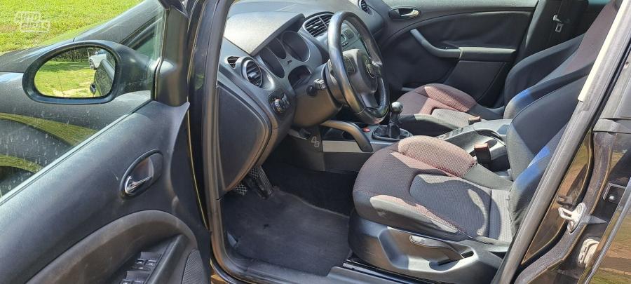 Melns SEAT Altea 2005 Druskininkai, ar dzinēja tilpumu 1.60 L un nobraukumu 250 tūkst. km par 520 €, foto 10 vietnē AUTOMOTO.COM.LV