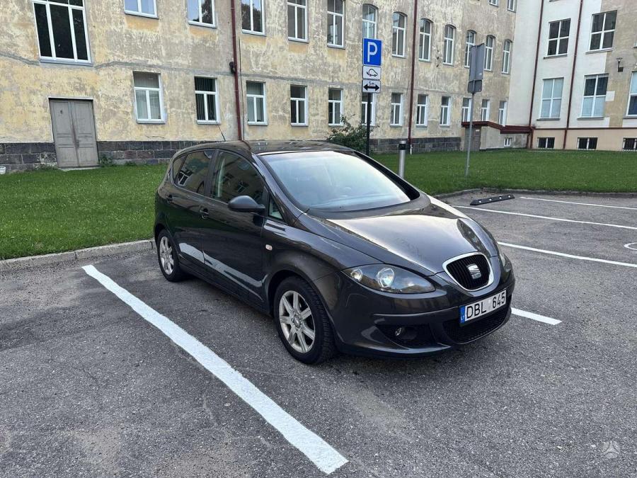 Черный Сеат Алтеа 2006 в Вильнюс, объемом двигателя 1.90 л и пробегом 183 тыс. км за 1390 €, фото 3 на AUTOMOTO.COM.LV