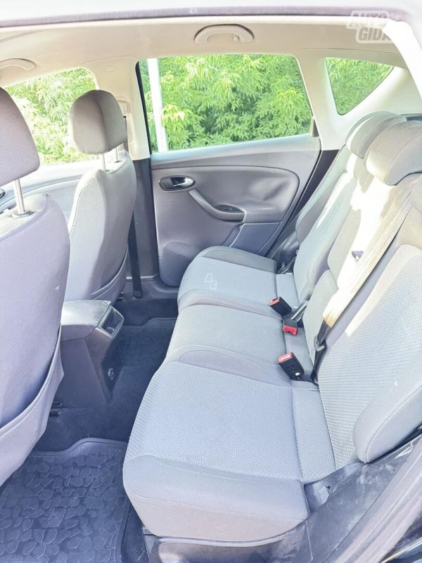Melns SEAT Altea 2007 Viļņa, ar dzinēja tilpumu 1.90 L un nobraukumu 290 tūkst. km par 1300 €, foto 5 vietnē AUTOMOTO.COM.LV