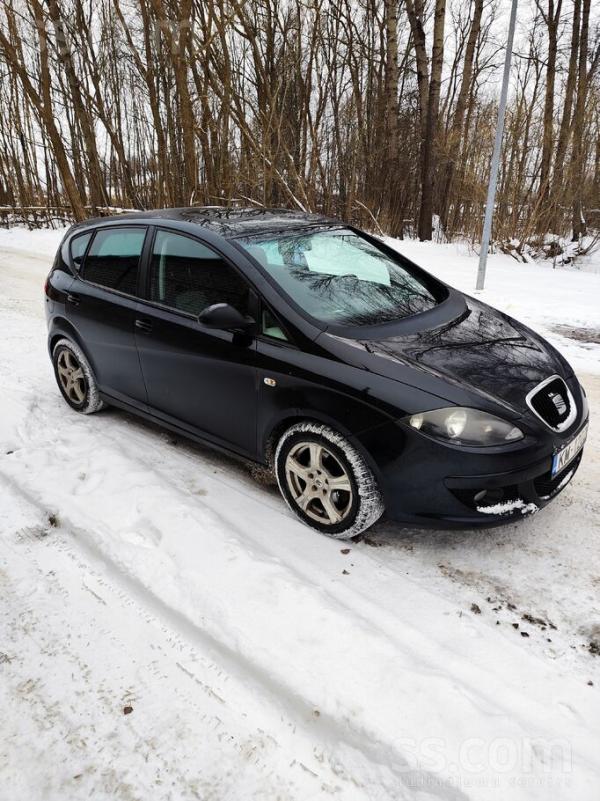 Melns SEAT Altea 2008 Kuldīga, ar dzinēja tilpumu 1.90 L un nobraukumu 280 tūkst. km par 1950 €, foto 2 vietnē AUTOMOTO.COM.LV