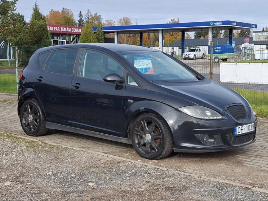 Black SEAT Altea 2008 in Riga, with an engine capacity of 2.00 L and mileage of 228 thousand km for 2490 €, photo 1 on AUTOMOTO.COM.LV