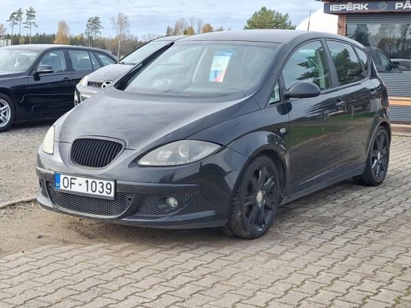 Black SEAT Altea 2008 in Riga, with an engine capacity of 2.00 L and mileage of 228 thousand km for 2490 €, photo 4 on AUTOMOTO.COM.LV