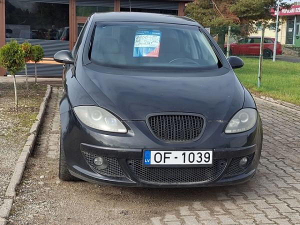 Black SEAT Altea 2008 in Riga, with an engine capacity of 2.00 L and mileage of 228 thousand km for 2490 €, photo 5 on AUTOMOTO.COM.LV