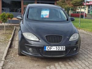 Black SEAT Altea 2008 in Riga, with an engine capacity of 2.00 L and mileage of 228 thousand km for 2490 €, photo 6 on AUTOMOTO.COM.LV